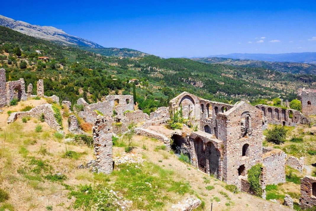 10 Cities Of Ancient Greece You Have To Visit (2022) - Travel S Helper